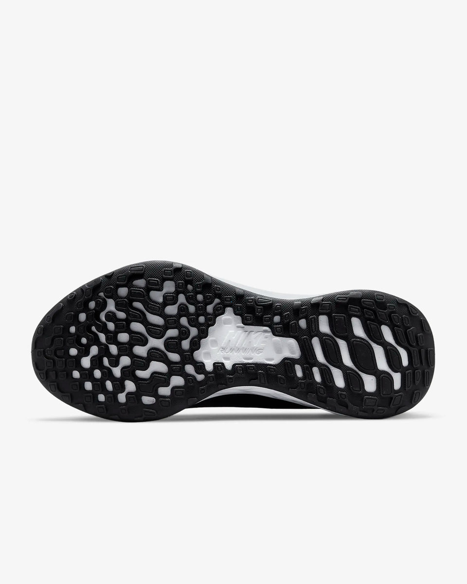 Nike Revolution 6 – LaMarc Sports